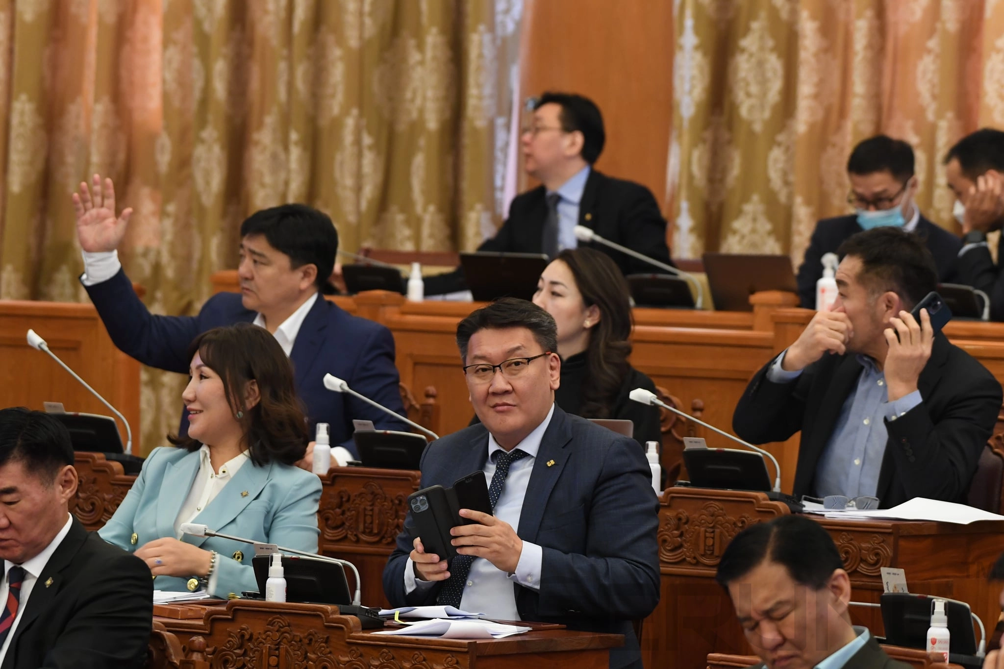 Үнэ тогтворжуулах хуулийн төслийг эцэслэн баталлаа Serune Mn Ёс зүйтэй мэдээлнэ