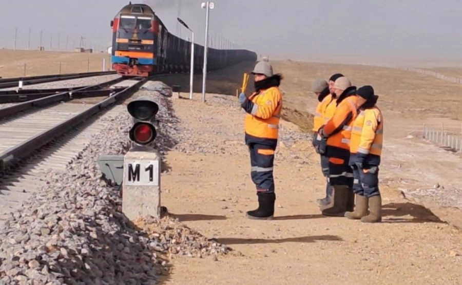 Шинэ замаар анхны галт тэрэг амжилттай аяллаа » Serune.mn - Ёс зүйтэй ...