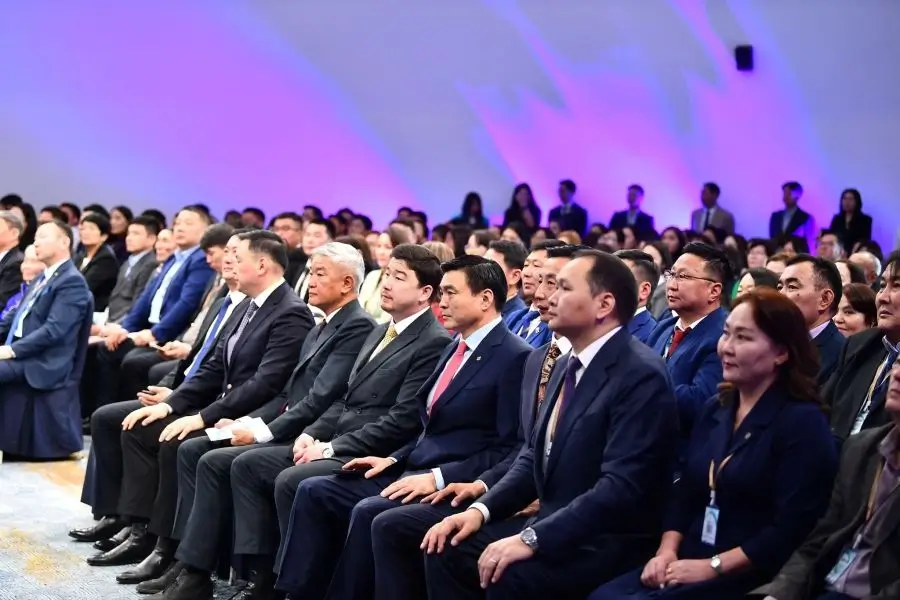 Д.Амарбаясгалан: Хамгийн хямд үнийн стандарт хэрэгжүүлдэг байдлыг хална ...