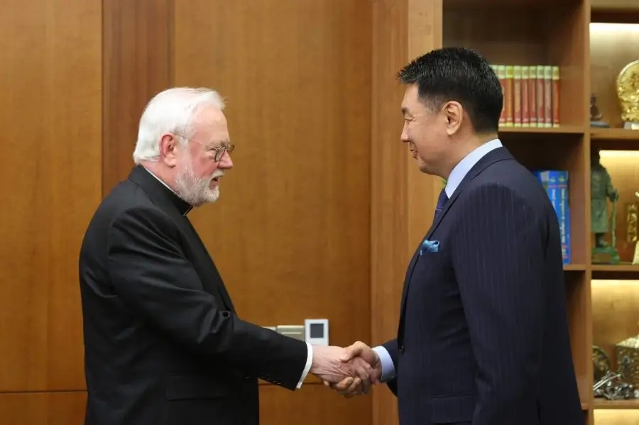 Ерөнхийлөгч У.Хүрэлсүх Гэгээн Ширээт Улсын Гадаад харилцааны эрхэлсэн ...